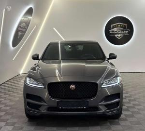 Grey Jaguar F-Pace 2017 in Marijampole, with an engine capacity of 2.00 L and mileage of 204 thousand km for 13750 €, photo 15 on AUTOMOTO.COM.LV