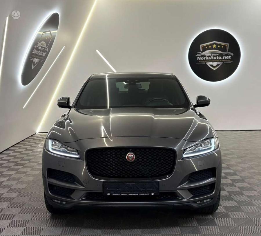 Grey Jaguar F-Pace 2017 in Marijampole, with an engine capacity of 2.00 L and mileage of 204 thousand km for 13750 €, photo 15 on AUTOMOTO.COM.LV