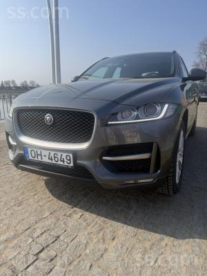 Grey Jaguar F-Pace 2018 in Daugavpils, with an engine capacity of 2.00 L and mileage of 160 thousand km for 17500 €, photo 7 on AUTOMOTO.COM.LV