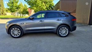 Grey Jaguar F-Pace 2018 in Taurage, with an engine capacity of 2.00 L and mileage of 154 thousand km for 12800 €, photo 5 on AUTOMOTO.COM.LV