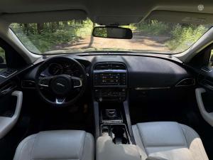 Pelēks Jaguar F-Pace 2018 Tauragė, ar dzinēja tilpumu 2.00 L un nobraukumu 145 tūkst. km par 11900 €, foto 19 vietnē AUTOMOTO.COM.LV