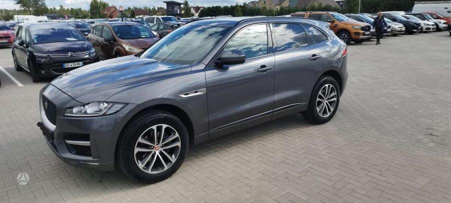 Grey Jaguar F-Pace 2018 in Taurage, with an engine capacity of 2.00 L and mileage of 137 thousand km for 12999 €, photo 1 on AUTOMOTO.COM.LV