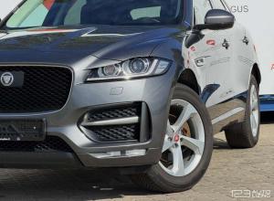 Grey Jaguar F-Pace 2018 in Taurage, with an engine capacity of 2.00 L and mileage of 228 thousand km for 14900 €, photo 4 on AUTOMOTO.COM.LV