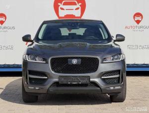 Grey Jaguar F-Pace 2018 in Taurage, with an engine capacity of 2.00 L and mileage of 228 thousand km for 14900 €, photo 5 on AUTOMOTO.COM.LV