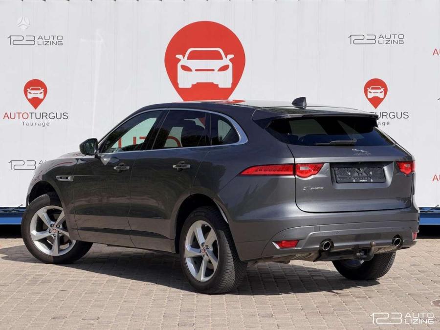 Grey Jaguar F-Pace 2018 in Taurage, with an engine capacity of 2.00 L and mileage of 228 thousand km for 14900 €, photo 8 on AUTOMOTO.COM.LV