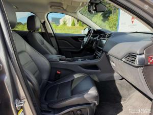 Grey Jaguar F-Pace 2018 in Taurage, with an engine capacity of 2.00 L and mileage of 228 thousand km for 14900 €, photo 16 on AUTOMOTO.COM.LV