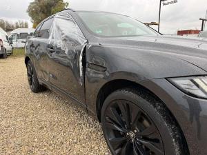 Grey Jaguar F-Pace 2018 in Vilnius, with an engine capacity of 2.99 L and mileage of 184 thousand km for 10700 €, photo 12 on AUTOMOTO.COM.LV