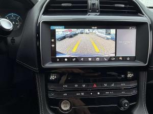 Grey Jaguar F-Pace 2018 in Vilnius, with an engine capacity of 2.99 L and mileage of 184 thousand km for 10700 €, photo 32 on AUTOMOTO.COM.LV