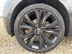 Grey Jaguar F-Pace 2018 in Vilnius, with an engine capacity of 2.99 L and mileage of 184 thousand km for 10700 €, photo 53 on AUTOMOTO.COM.LV
