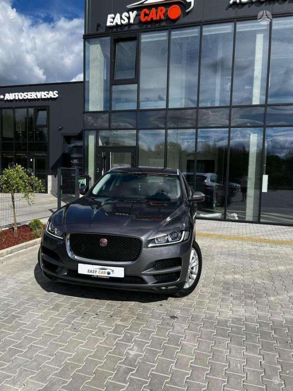 Pelēks Jaguar F-Pace 2018 Viļņa, ar dzinēja tilpumu 2.00 L un nobraukumu 194 tūkst. km par 9700 €, foto 1 vietnē AUTOMOTO.COM.LV