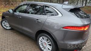 Grey Jaguar F-Pace 2019 in Jurmala, with an engine capacity of 2.00 L and mileage of 196 thousand km for 15990 €, photo 3 on AUTOMOTO.COM.LV