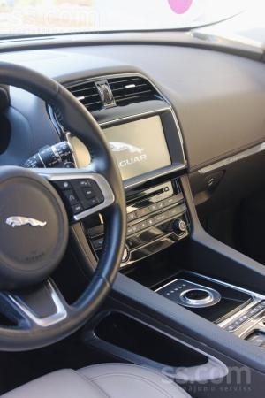 Grey Jaguar F-Pace 2019 in Jekabpils, with an engine capacity of 2.00 L and mileage of 108 thousand km for 18900 €, photo 7 on AUTOMOTO.COM.LV