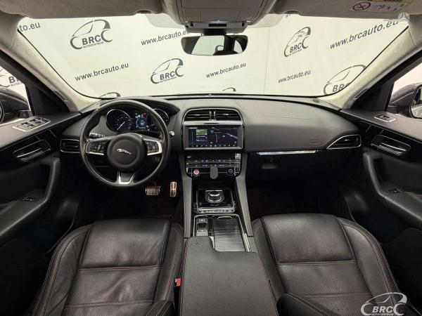 Pelēks Jaguar F-Pace 2019 Viļņa, ar dzinēja tilpumu 2.00 L un nobraukumu 80 tūkst. km par 18500 €, foto 4 vietnē AUTOMOTO.COM.LV