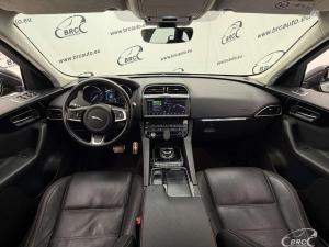 Grey Jaguar F-Pace 2019 in Vilnius, with an engine capacity of 2.00 L and mileage of 80 thousand km for 18500 €, photo 5 on AUTOMOTO.COM.LV