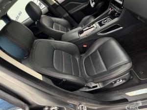 Grey Jaguar F-Pace 2019 in Vilnius, with an engine capacity of 2.00 L and mileage of 80 thousand km for 18500 €, photo 7 on AUTOMOTO.COM.LV
