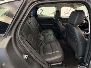 Grey Jaguar F-Pace 2019 in Vilnius, with an engine capacity of 2.00 L and mileage of 80 thousand km for 18500 €, photo 13 on AUTOMOTO.COM.LV