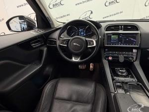 Grey Jaguar F-Pace 2019 in Vilnius, with an engine capacity of 2.00 L and mileage of 80 thousand km for 18500 €, photo 16 on AUTOMOTO.COM.LV