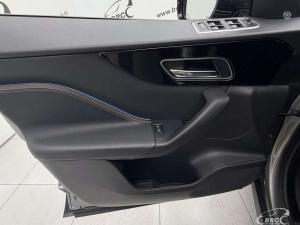 Grey Jaguar F-Pace 2019 in Vilnius, with an engine capacity of 2.00 L and mileage of 80 thousand km for 18500 €, photo 21 on AUTOMOTO.COM.LV