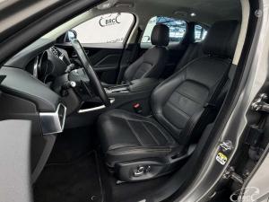 Grey Jaguar F-Pace 2019 in Vilnius, with an engine capacity of 2.00 L and mileage of 80 thousand km for 18500 €, photo 24 on AUTOMOTO.COM.LV