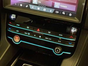 Grey Jaguar F-Pace 2019 in Marijampole, with an engine capacity of 2.00 L and mileage of 159 thousand km for 12999 €, photo 4 on AUTOMOTO.COM.LV