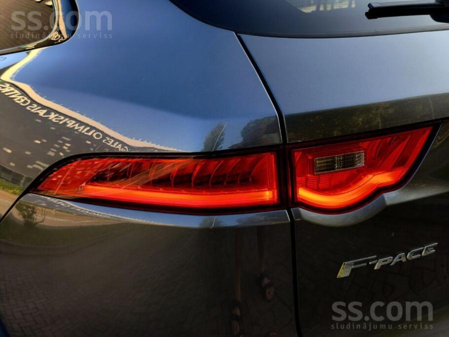 Grey Jaguar F-Pace 2019 in Jelgava, with an engine capacity of 2.00 L and mileage of 0 thousand km for 12950 €, photo 11 on AUTOMOTO.COM.LV