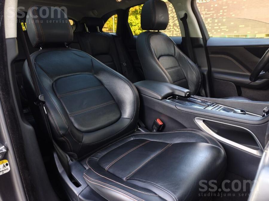 Grey Jaguar F-Pace 2019 in Jelgava, with an engine capacity of 2.00 L and mileage of 0 thousand km for 12950 €, photo 13 on AUTOMOTO.COM.LV