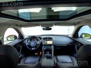 Grey Jaguar F-Pace 2019 in Jelgava, with an engine capacity of 2.00 L and mileage of 0 thousand km for 12950 €, photo 16 on AUTOMOTO.COM.LV