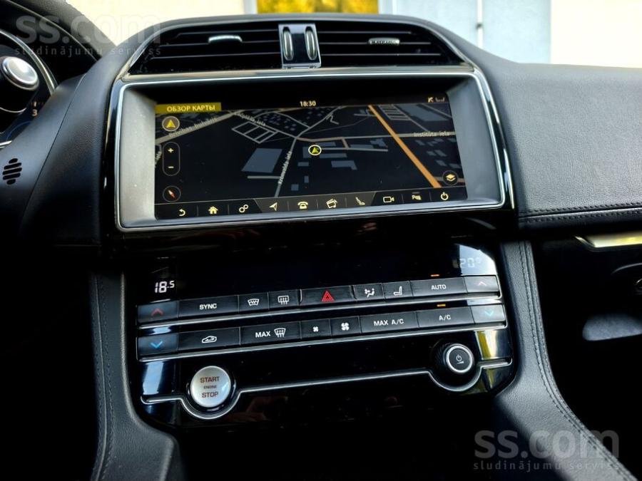 Grey Jaguar F-Pace 2019 in Jelgava, with an engine capacity of 2.00 L and mileage of 0 thousand km for 12950 €, photo 25 on AUTOMOTO.COM.LV