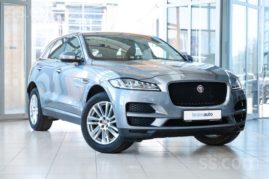 Grey Jaguar F-Pace 2020 in Riga, with an engine capacity of 2.00 L and mileage of 113 thousand km for 37900 €, photo 2 on AUTOMOTO.COM.LV