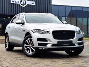 Pelēks Jaguar F-Pace 2020 Šauļi, ar dzinēja tilpumu 2.00 L un nobraukumu 130 tūkst. km par 14250 €, foto 4 vietnē AUTOMOTO.COM.LV