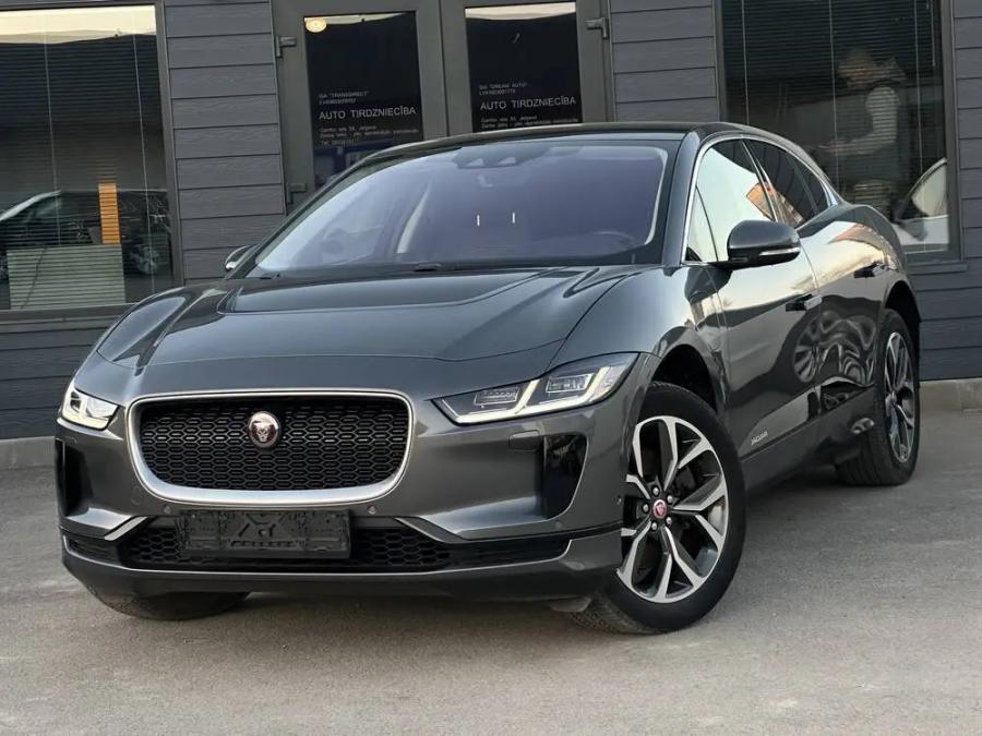 Pelēks Jaguar F-Pace 2020 Jelgava, ar dzinēja tilpumu 0.10 L un nobraukumu 129 tūkst. km par 25450 €, foto 4 vietnē AUTOMOTO.COM.LV