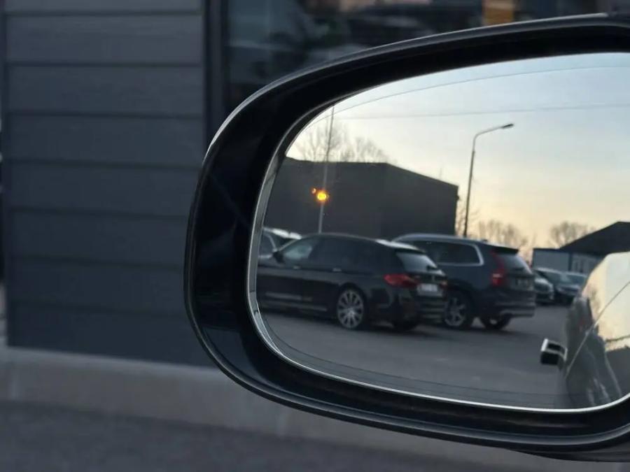Pelēks Jaguar F-Pace 2020 Jelgava, ar dzinēja tilpumu 0.10 L un nobraukumu 129 tūkst. km par 25450 €, foto 17 vietnē AUTOMOTO.COM.LV