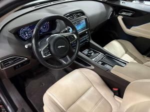 Pelēks Jaguar F-Pace 2020 Viļņa, ar dzinēja tilpumu 2.00 L un nobraukumu 112 tūkst. km par 21490 €, foto 11 vietnē AUTOMOTO.COM.LV