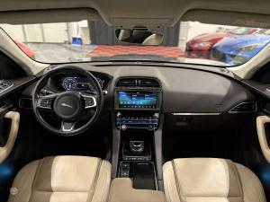 Pelēks Jaguar F-Pace 2020 Viļņa, ar dzinēja tilpumu 2.00 L un nobraukumu 112 tūkst. km par 21490 €, foto 18 vietnē AUTOMOTO.COM.LV