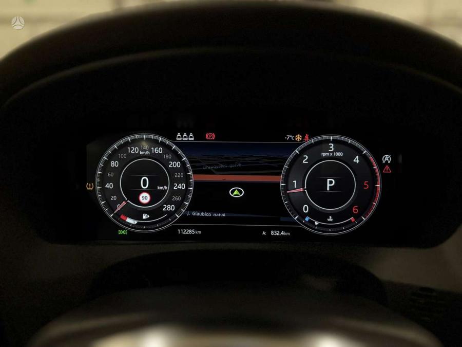 Pelēks Jaguar F-Pace 2020 Viļņa, ar dzinēja tilpumu 2.00 L un nobraukumu 112 tūkst. km par 21490 €, foto 21 vietnē AUTOMOTO.COM.LV