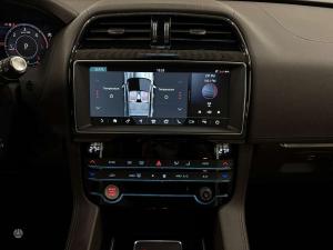 Pelēks Jaguar F-Pace 2020 Viļņa, ar dzinēja tilpumu 2.00 L un nobraukumu 112 tūkst. km par 21490 €, foto 24 vietnē AUTOMOTO.COM.LV