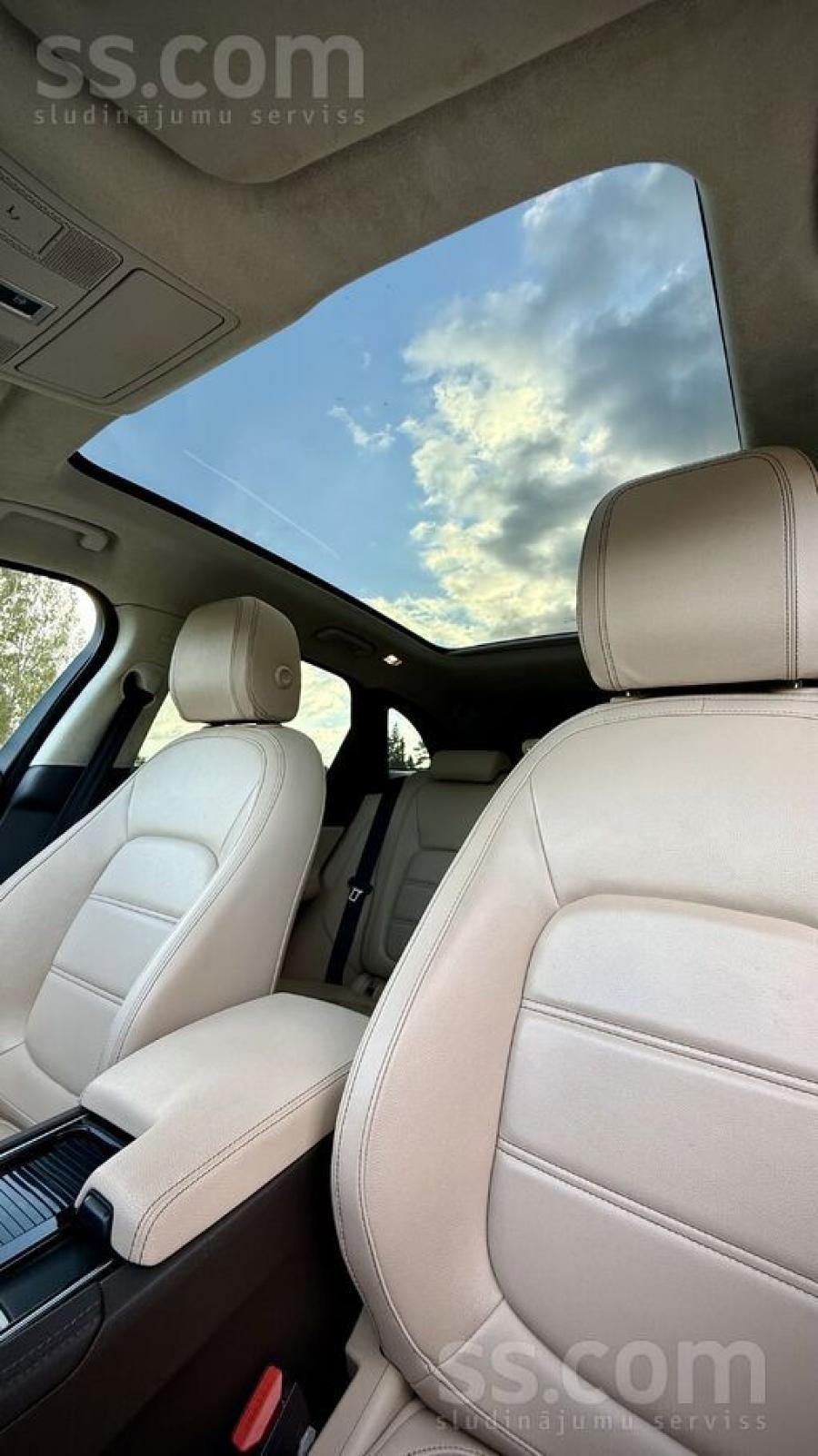 Grey Jaguar F-Pace 2020 in Riga, with an engine capacity of 2.00 L and mileage of 95 thousand km for 25000 €, photo 8 on AUTOMOTO.COM.LV