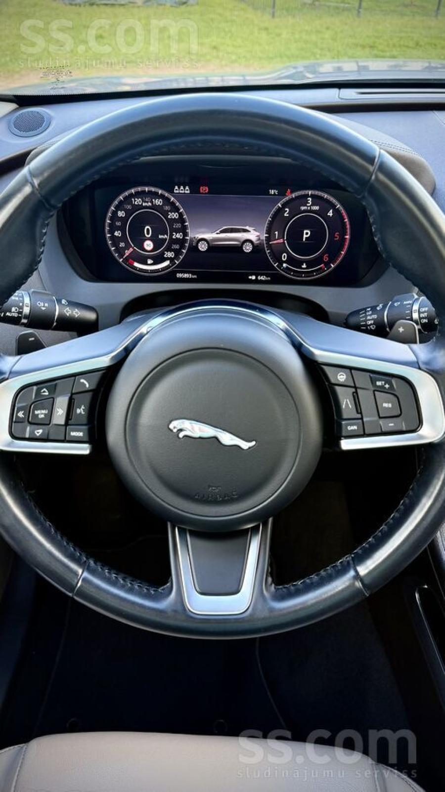 Grey Jaguar F-Pace 2020 in Riga, with an engine capacity of 2.00 L and mileage of 95 thousand km for 25000 €, photo 9 on AUTOMOTO.COM.LV