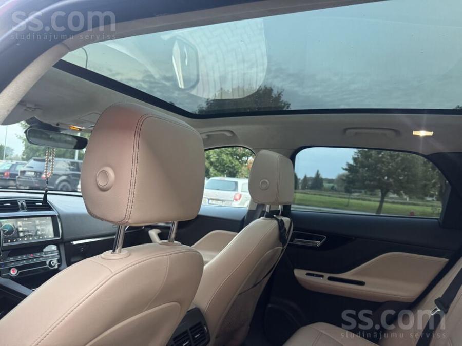 Pelēks Jaguar F-Pace 2020 Ventspils, ar dzinēja tilpumu 2.00 L un nobraukumu 138 tūkst. km par 18455 €, foto 7 vietnē AUTOMOTO.COM.LV