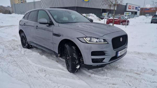 Grey Jaguar F-Pace 2021 in Siauliai, with an engine capacity of 2.00 L and mileage of 47 thousand km for 22000 €, photo 1 on AUTOMOTO.COM.LV