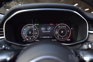 Grey Jaguar F-Pace 2021 in Riga, with an engine capacity of 2.00 L and mileage of 94 thousand km for 23400 €, photo 11 on AUTOMOTO.COM.LV