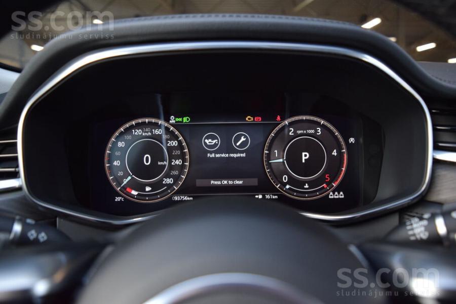 Grey Jaguar F-Pace 2021 in Riga, with an engine capacity of 2.00 L and mileage of 94 thousand km for 23400 €, photo 11 on AUTOMOTO.COM.LV
