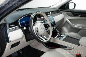 Grey Jaguar F-Pace 2021 in Riga, with an engine capacity of 2.00 L and mileage of 83 thousand km for 28500 €, photo 22 on AUTOMOTO.COM.LV