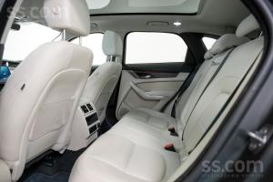 Grey Jaguar F-Pace 2021 in Riga, with an engine capacity of 2.00 L and mileage of 83 thousand km for 28500 €, photo 32 on AUTOMOTO.COM.LV