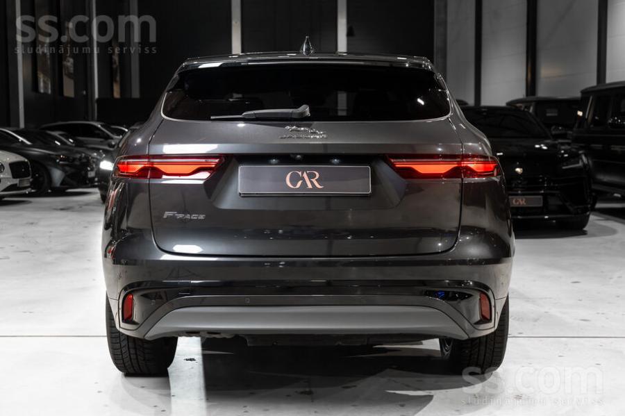 Pelēks Jaguar F-Pace 2022 Rīga, ar dzinēja tilpumu 2.00 L un nobraukumu 145 tūkst. km par 28900 €, foto 6 vietnē AUTOMOTO.COM.LV