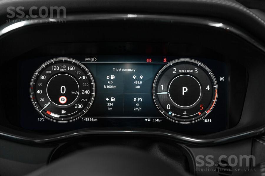 Pelēks Jaguar F-Pace 2022 Rīga, ar dzinēja tilpumu 2.00 L un nobraukumu 145 tūkst. km par 28900 €, foto 10 vietnē AUTOMOTO.COM.LV
