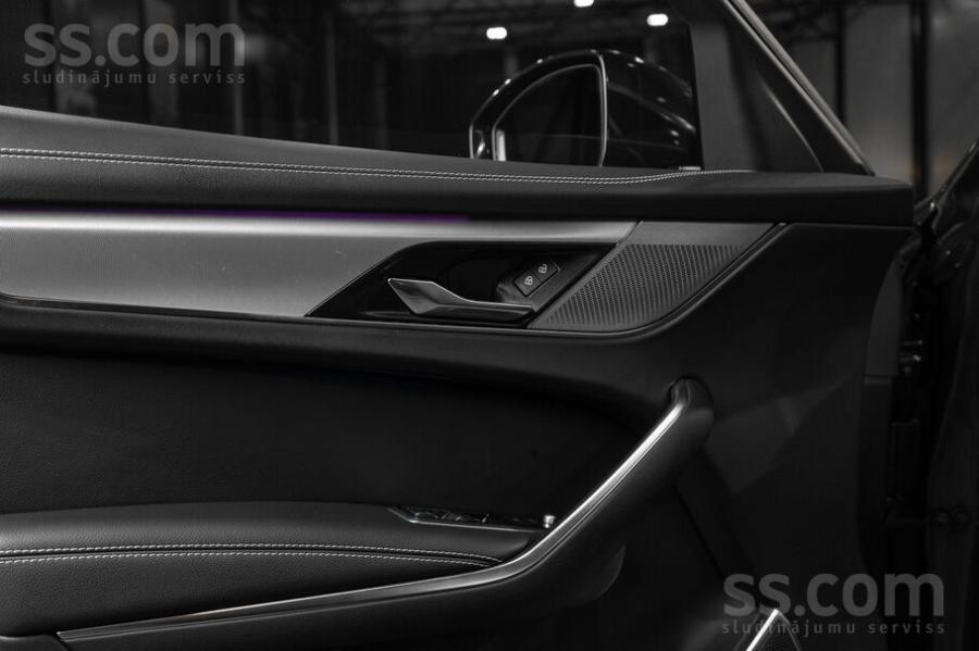 Pelēks Jaguar F-Pace 2022 Rīga, ar dzinēja tilpumu 2.00 L un nobraukumu 145 tūkst. km par 28900 €, foto 17 vietnē AUTOMOTO.COM.LV