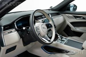 Grey Jaguar F-Pace 2024 in Riga, with an engine capacity of 2.00 L and mileage of 17 thousand km for 42500 €, photo 25 on AUTOMOTO.COM.LV