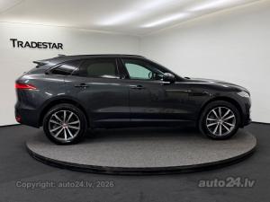 Grey Jaguar F-Pace 2016 in Parnu, with an engine capacity of 3.00 L and mileage of 163 thousand km for 19990 €, photo 4 on AUTOMOTO.COM.LV