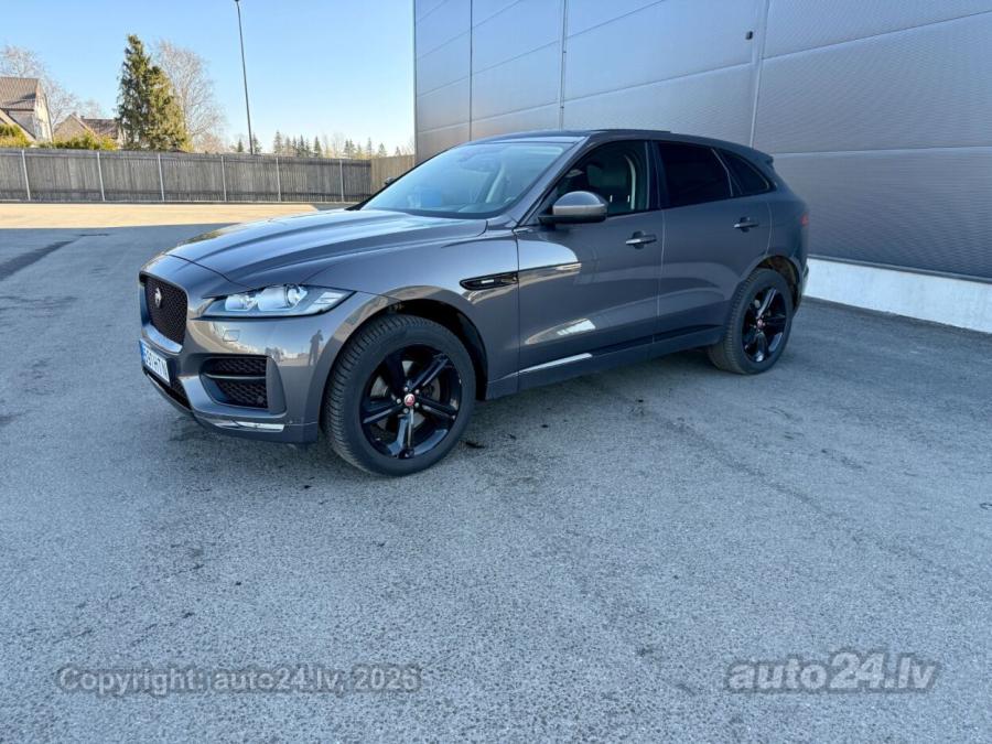 Pelēks Jaguar F-Pace 2016 Tallina, ar dzinēja tilpumu 3.00 L un nobraukumu 212 tūkst. km par 18500 €, foto 2 vietnē AUTOMOTO.COM.LV